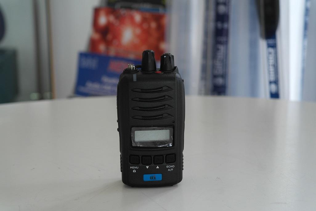 Second Hand TTI TCB-H100 Handheld FM UK CB Radio - Radioworld UK