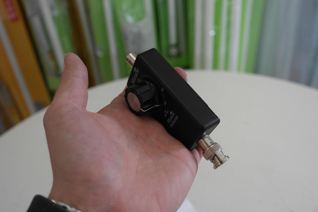 Second Hand Miracle Antenna Ducker IL BNC Portable Antenna - RW UK