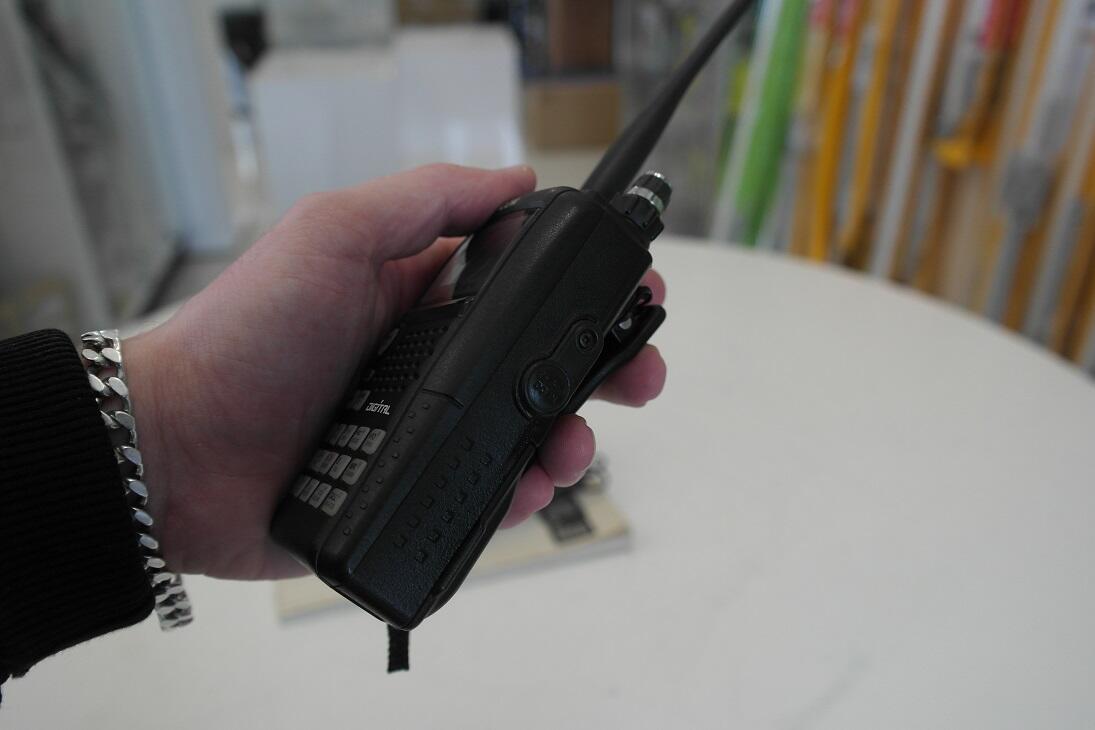 Second Hand Icom IC-E92D Dual Band Digital Handheld Transceiver - RWUK