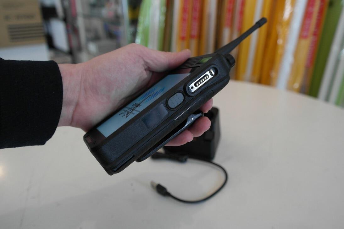 Second Hand RFinder K1 UHF DMR 4G LTE Handheld Radio Transceiver ...