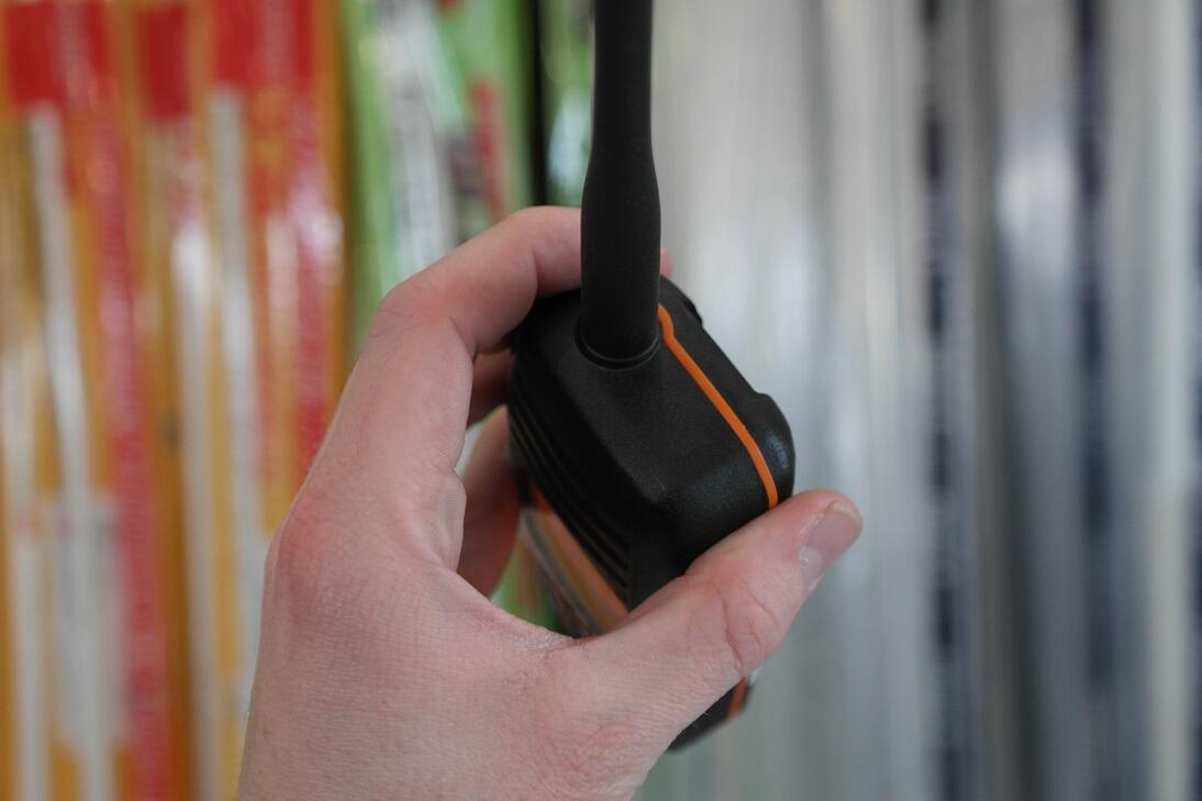 Second Hand Yaesu hx-300e floating marine transceiver - Radioworld UK