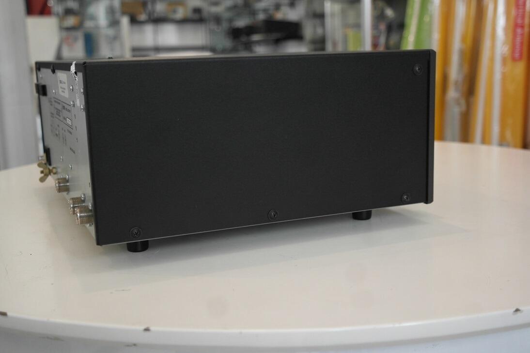 Second Hand Acom 1010 HF 700W Linear Amplifier - RW UK