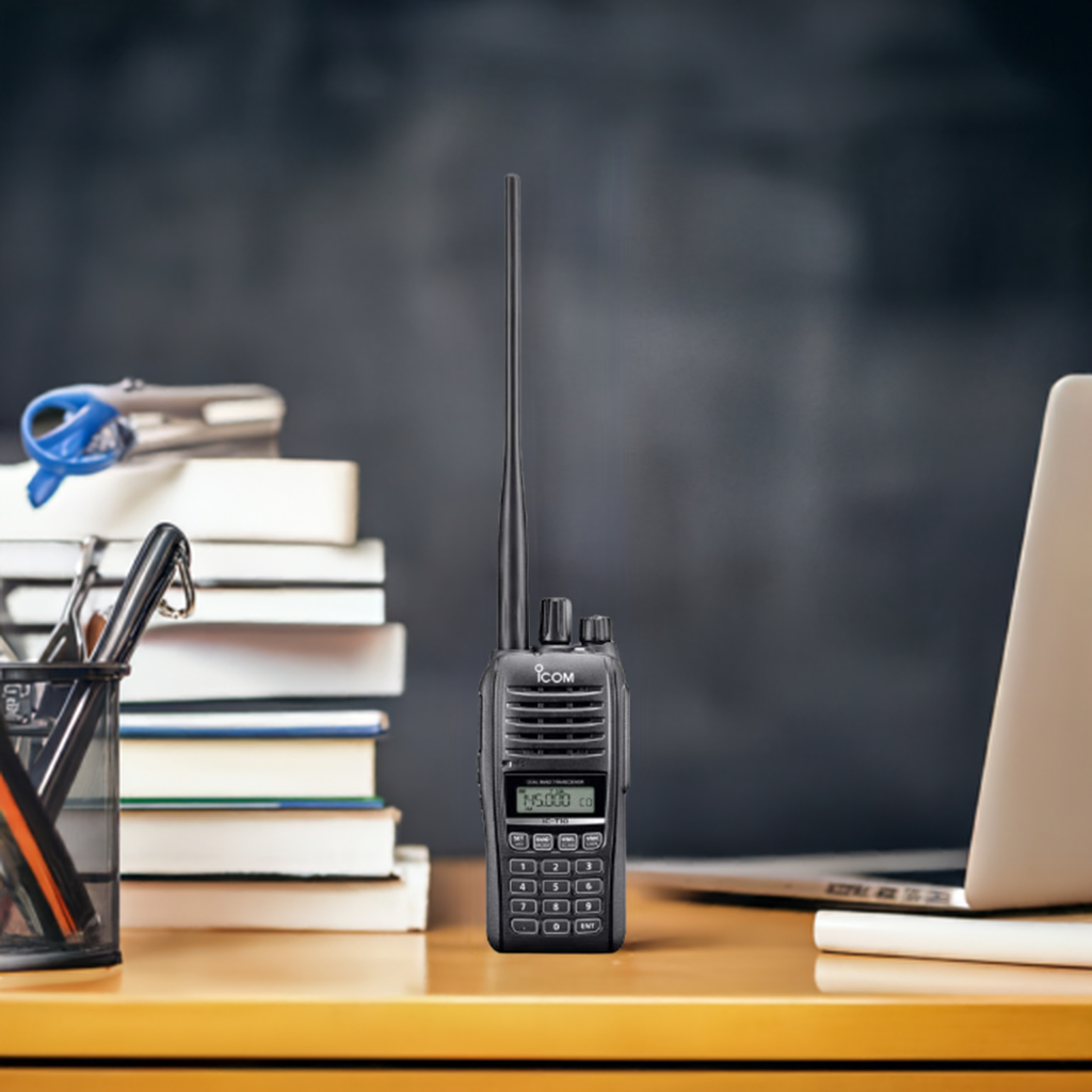 Icom IC-T10 VHF/UHF Dual Band FM Transceiver | Radioworld UK