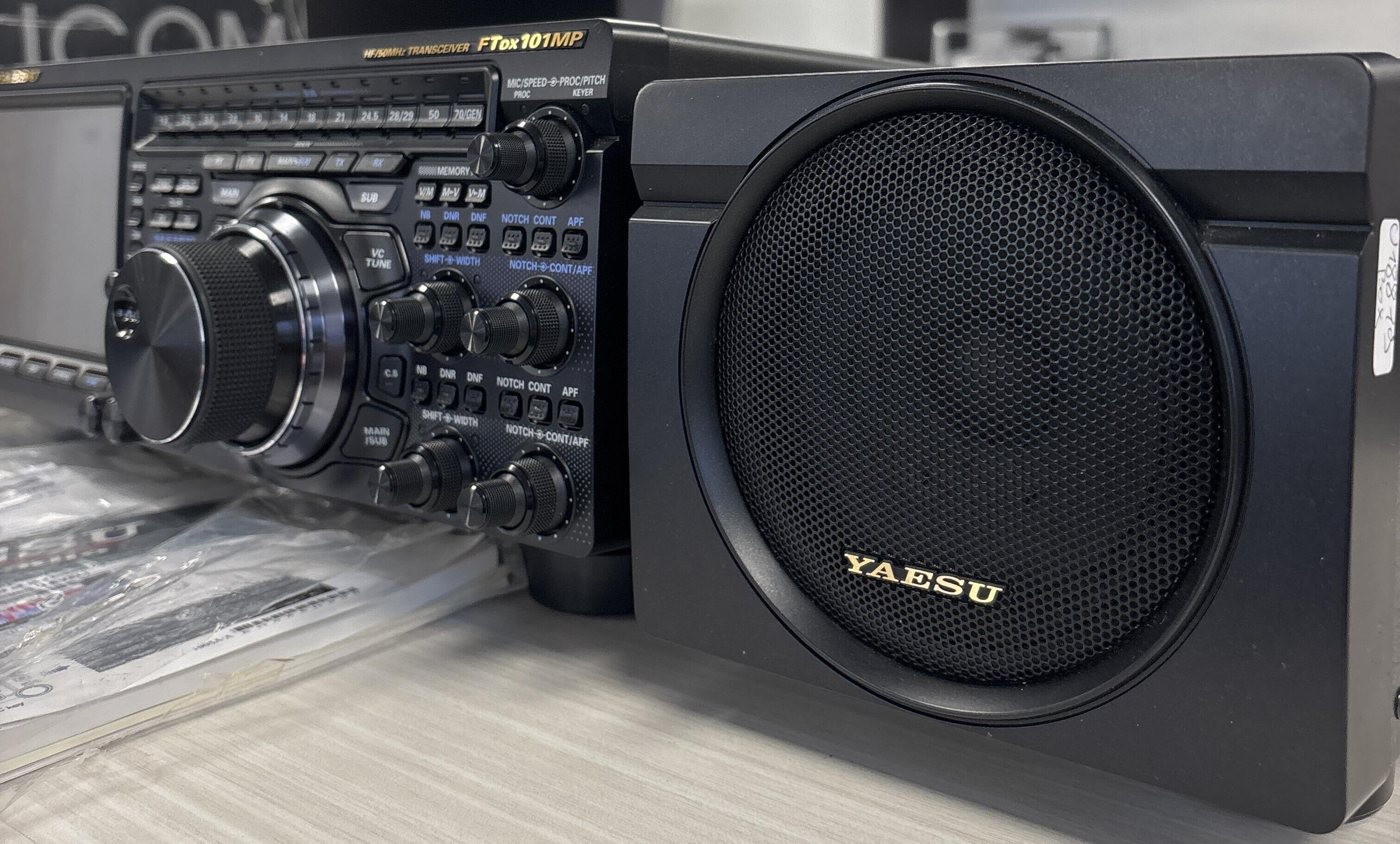 Second Hand Yaesu FTDX101MP 200 Watt SDR HF Transceiver - Radioworld UK