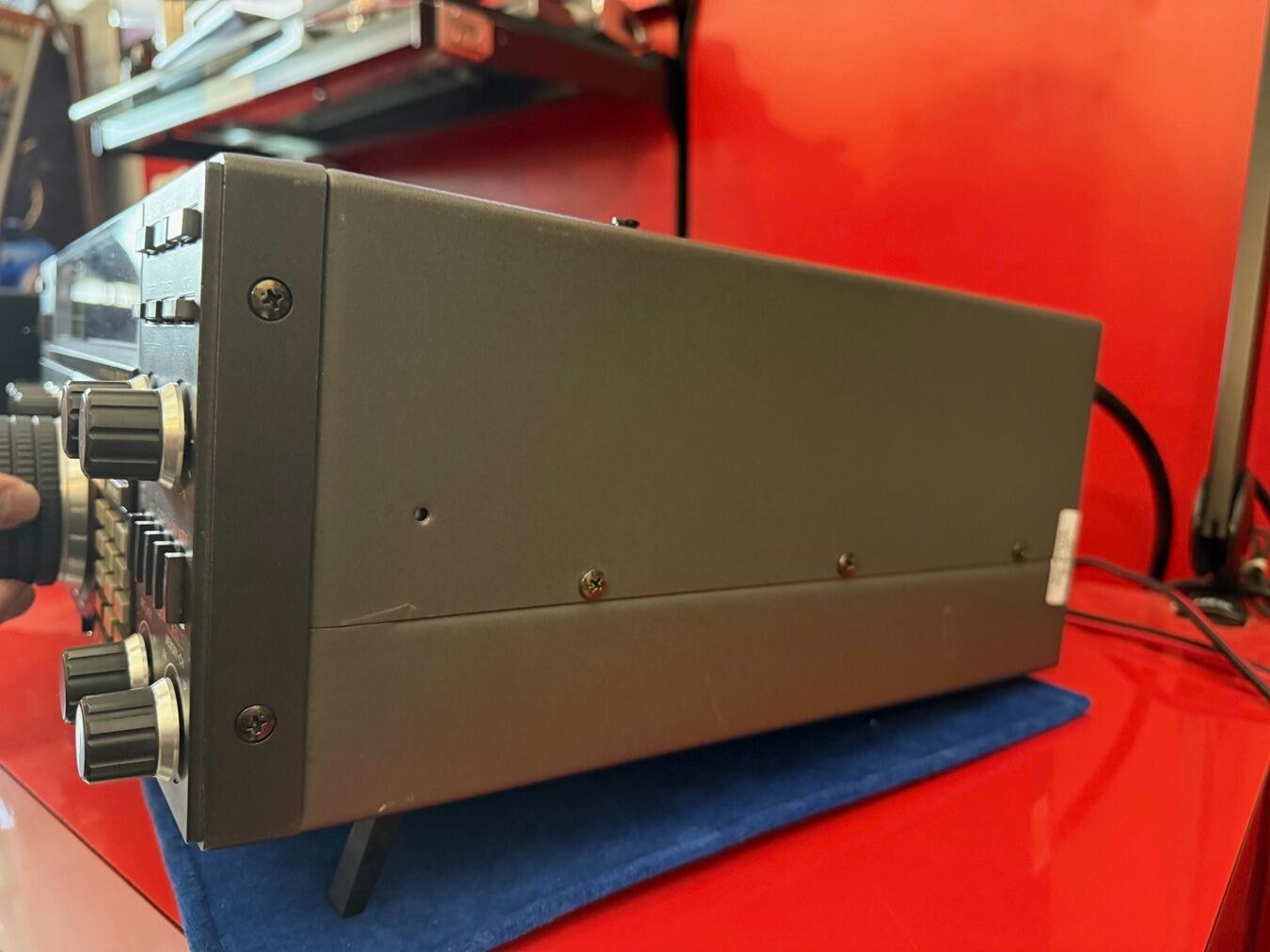 Second Hand Icom IC-761 Amateur HF Transceiver – 100W | Radioworld UK