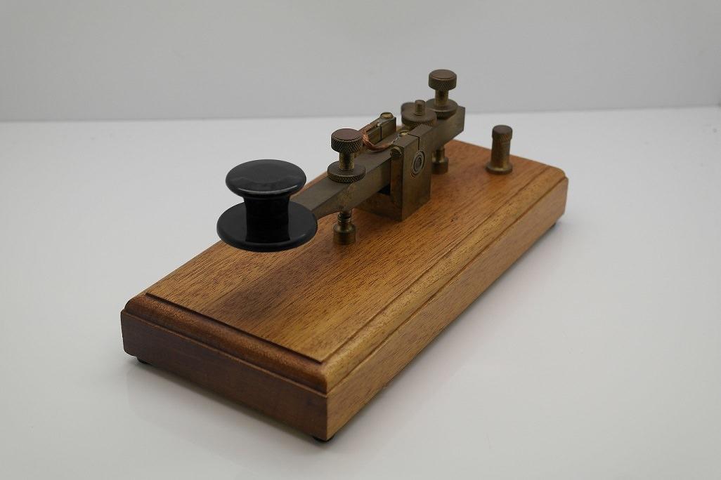 Second Hand Stright Morse Key - radioworld