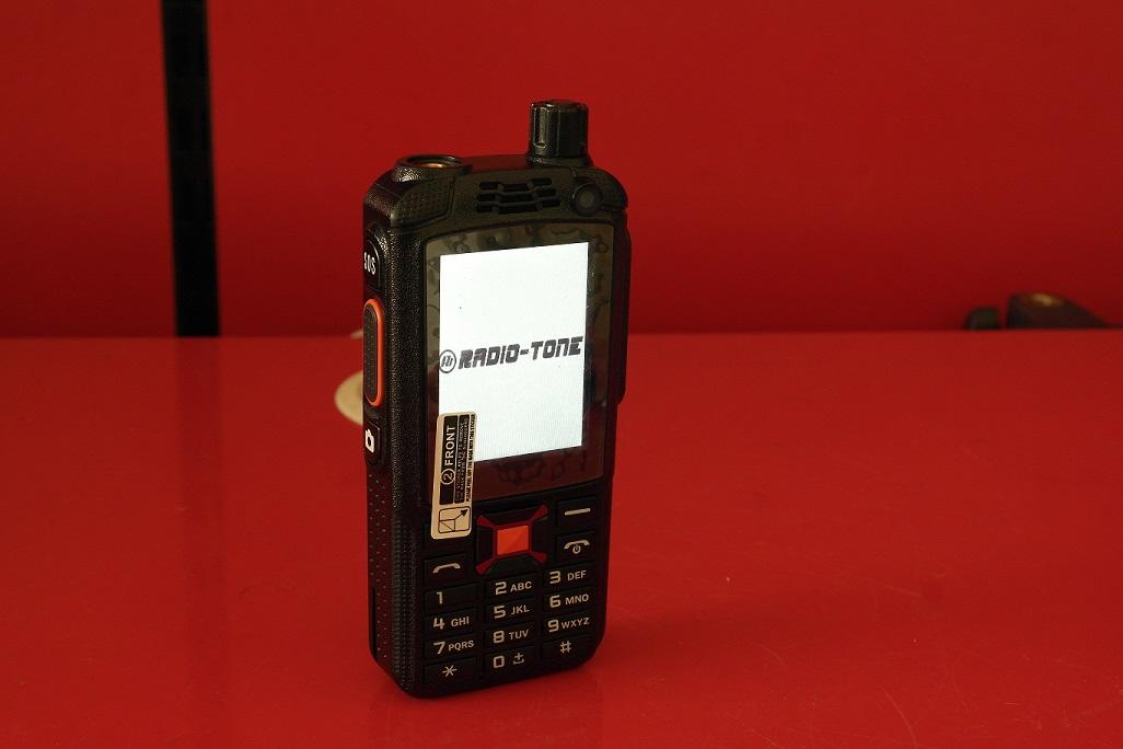 Second Hand Radiotone RT-3 3G Handheld Network Radio - RW UK
