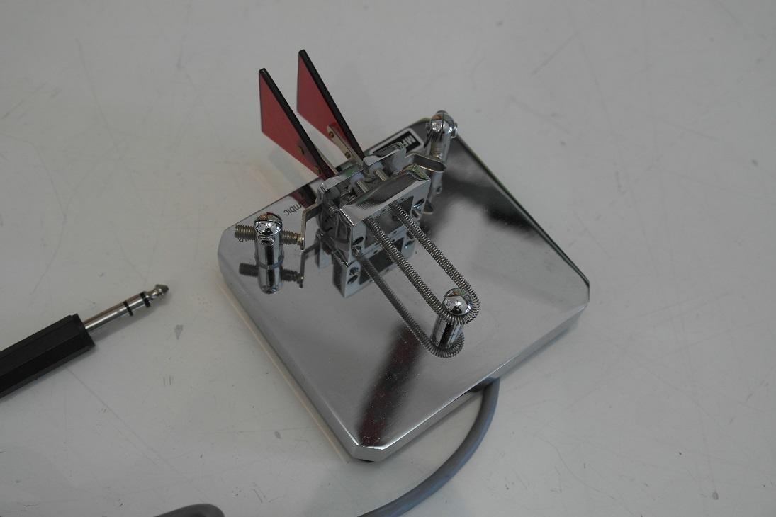 Second Hand MFJ-564 Iambic Paddle Key in Chrome - Radioworld