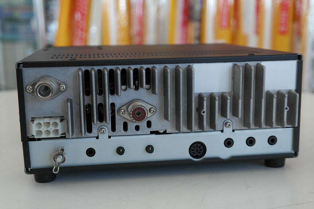 Second Hand Icom IC-821H Dual Band transceiver - Radioworld UK