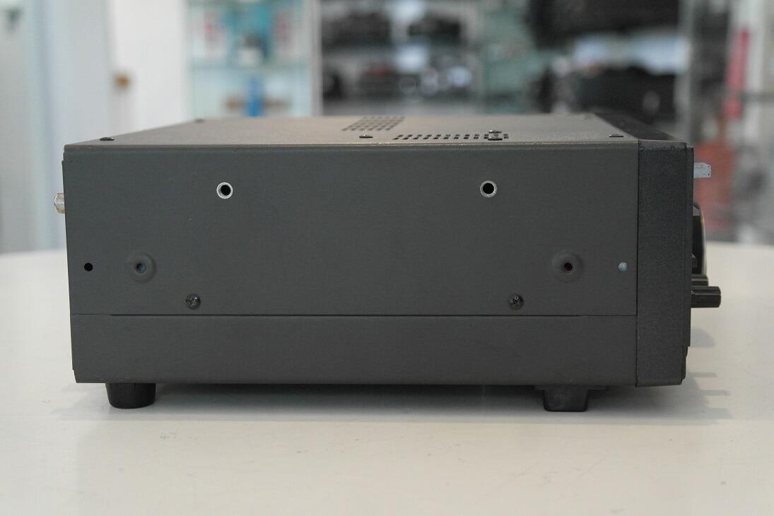 Second Hand Icom IC-R7100 Wide Band Communications Receiver - RW UK ...