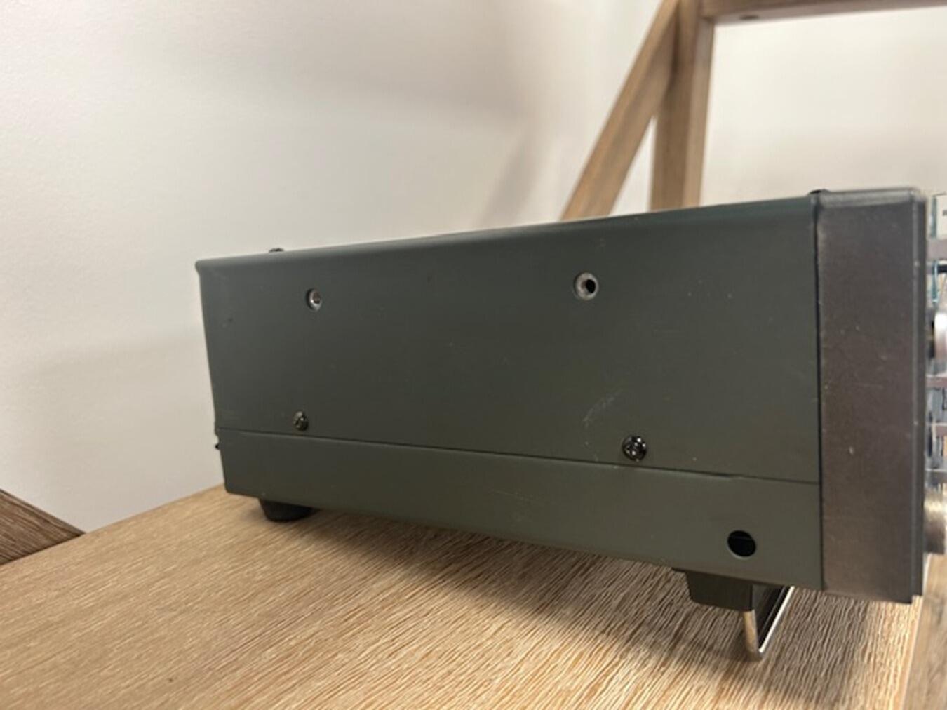 Second Hand Icom IC-735 HF All Mode Transceiver 160–10m – Radioworld UK