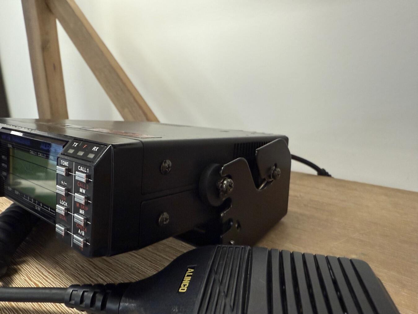 Alinco ALR-22E 13.8V Regulated Power Supply – Radioworld UK