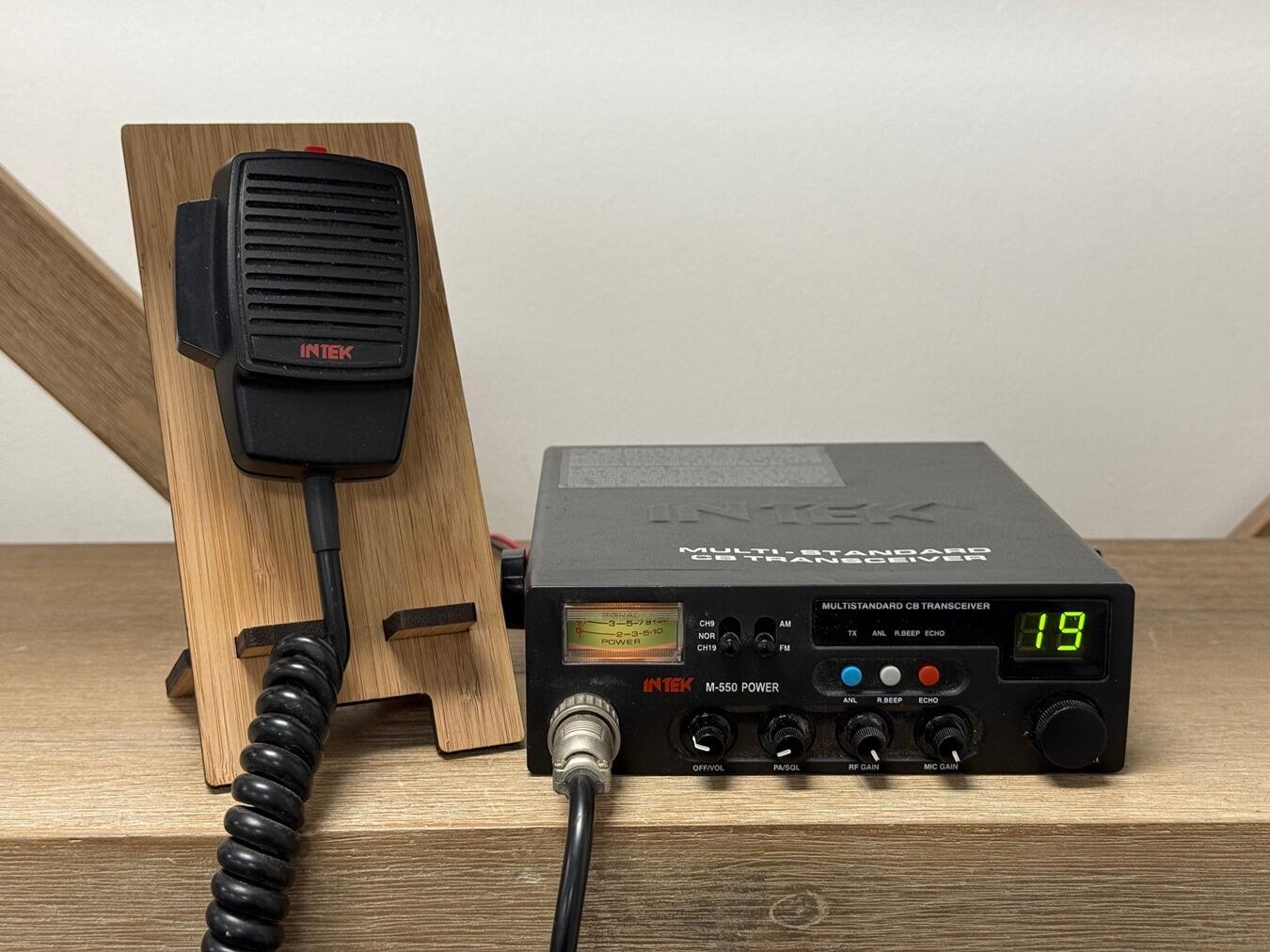 Rescue Rigs Intek M-550 CB Radio – Working | Radioworld