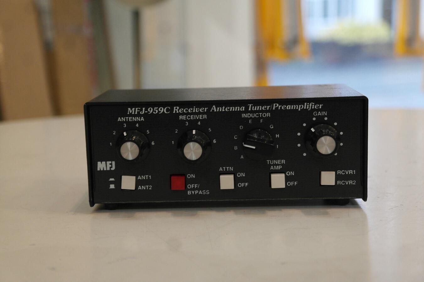 Second Hand MFJ-959C Receiver/Tuner with Preamp | Radioworld UK