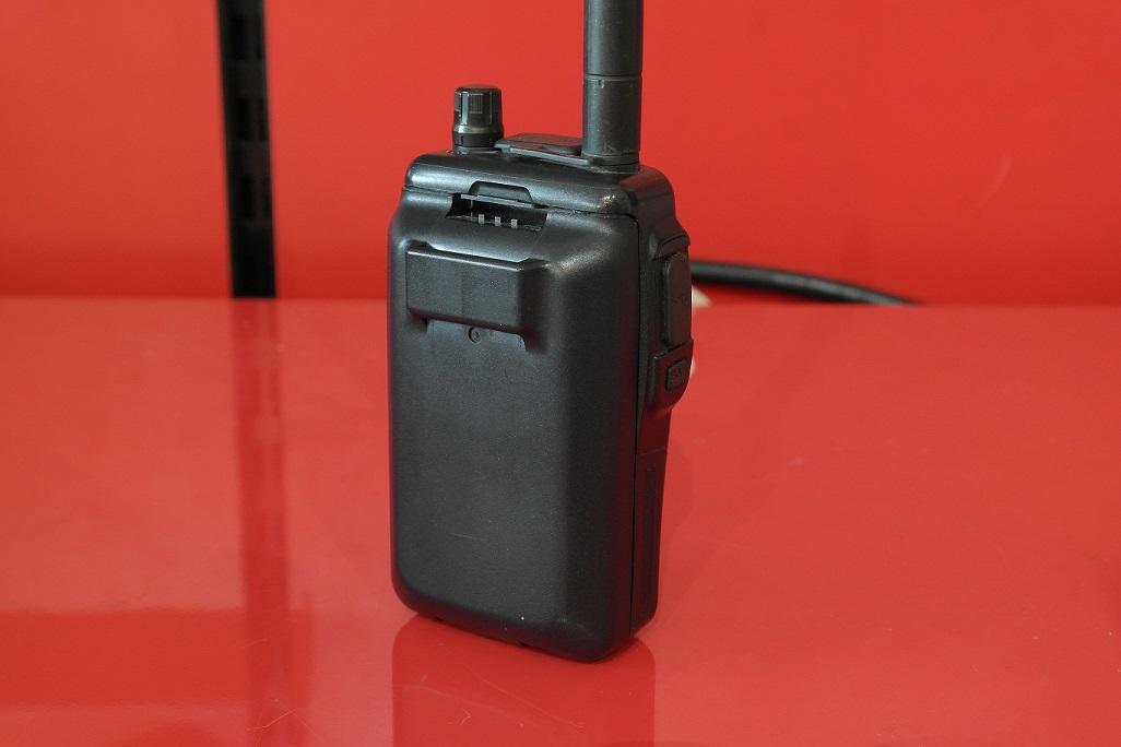 Second Hand Icom IC-T81E Quad Band Handheld Transceiver