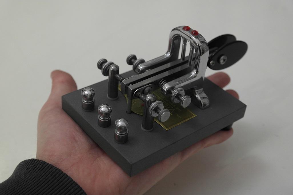 Second Hand Vibroplex Iambic Standard Dual Paddle Morse Key with Grey Base - Radioworld UK