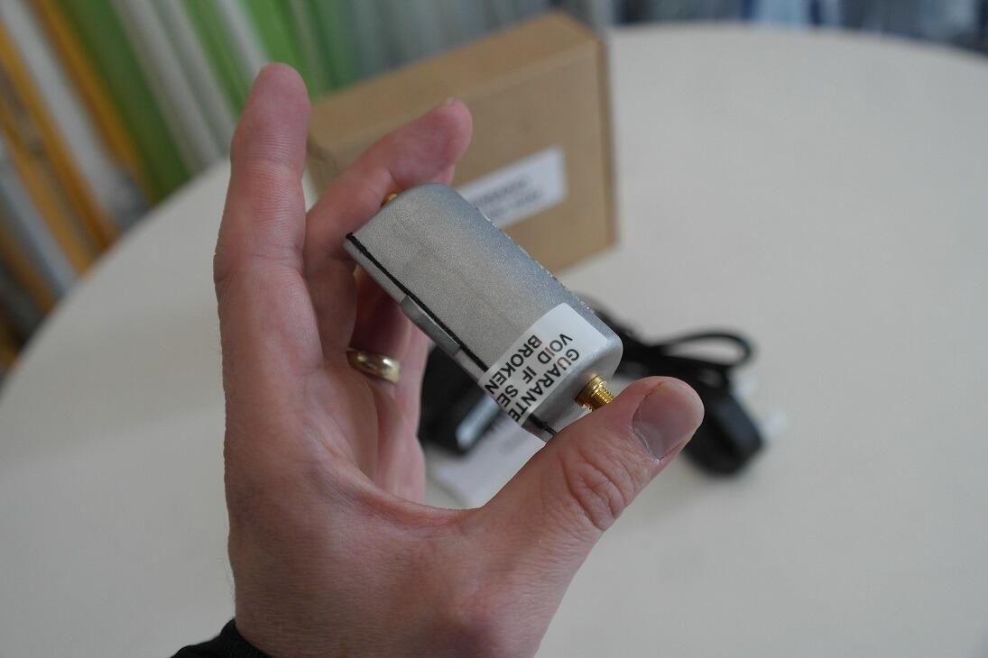 Second hand winradio wr-dnc-3500 frequency downconverter for wr-g305i ...