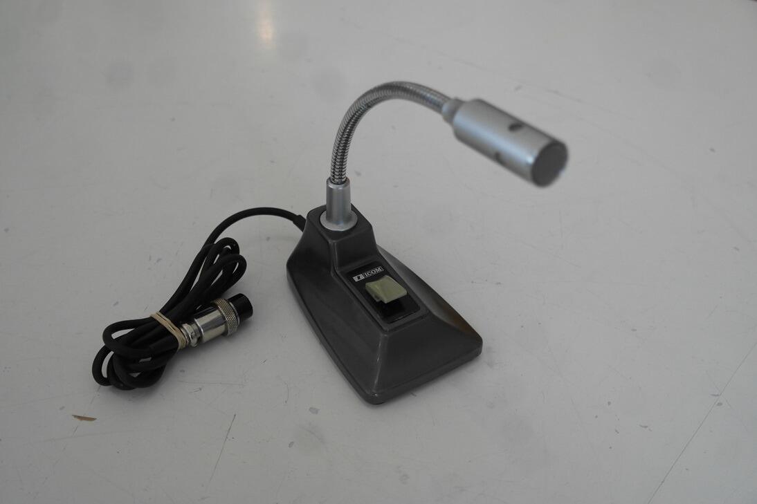 Second Hand Icom IC-SM5 Base Microphone - Radioworld UK