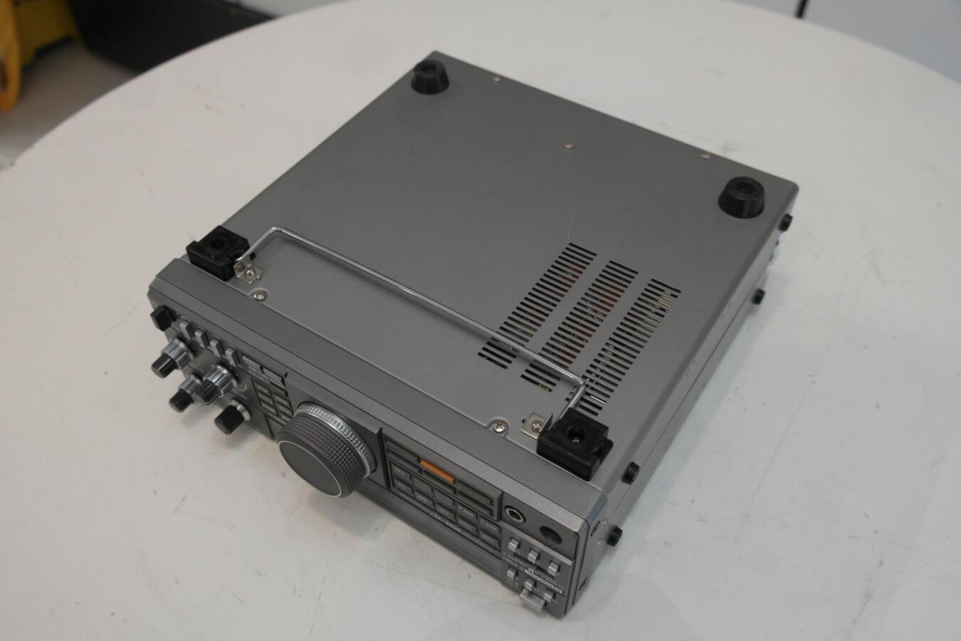 Second Hand Kenwood R-5000 HF Communications Receiver | Radioworld UK