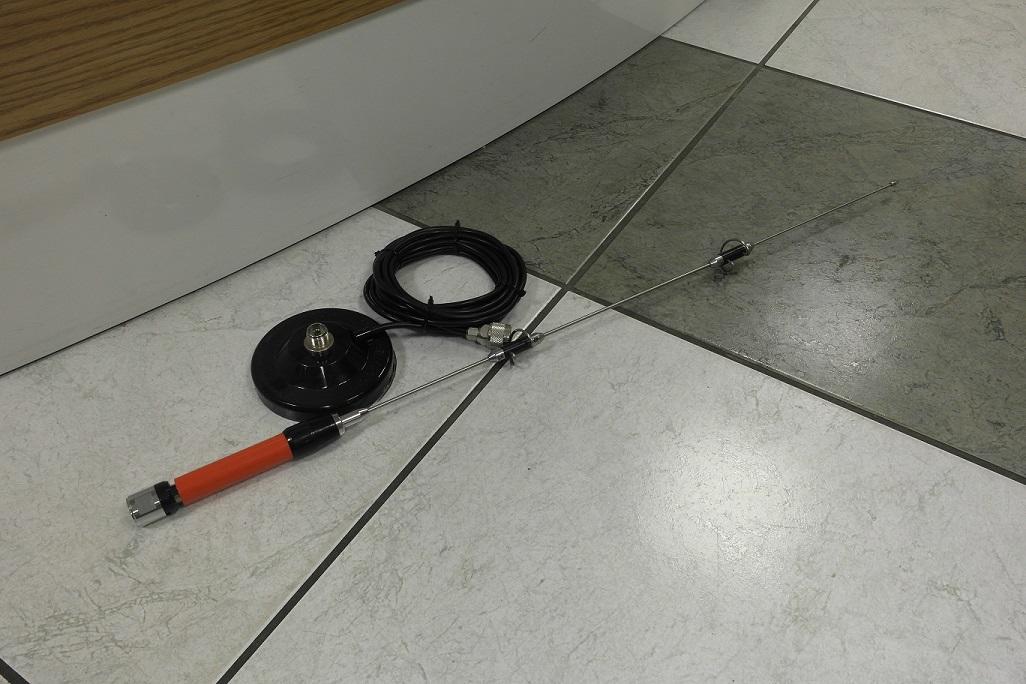 Second Hand MasPro VHF/UHF Dual Band Mobile Antenna with Mag Mou