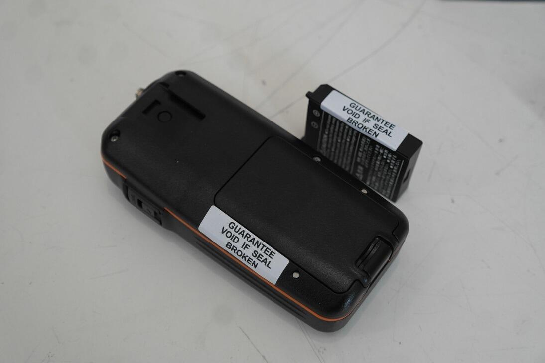 Second Hand Yaesu hx-300e floating marine transceiver - Radioworld UK