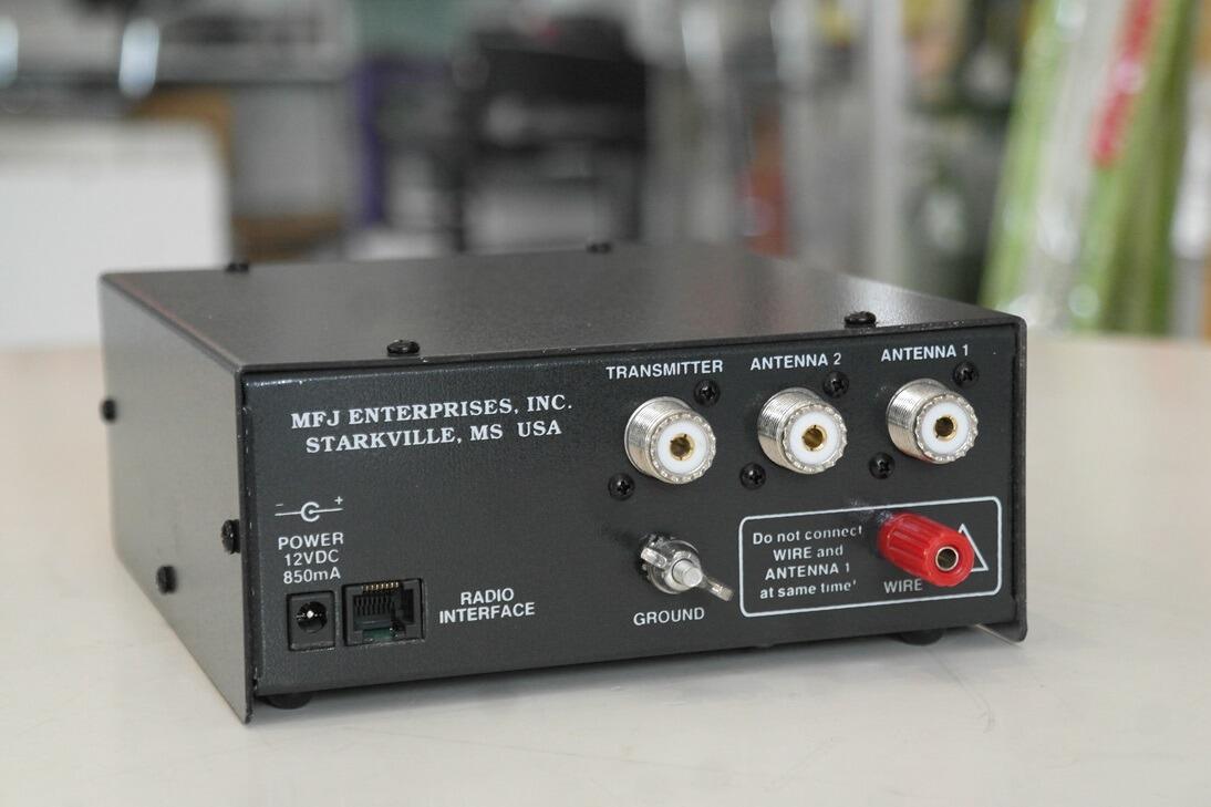 Second Hand MFJ-929 Compact 200W IntelliTuner Automatic Antenna Tuner ...