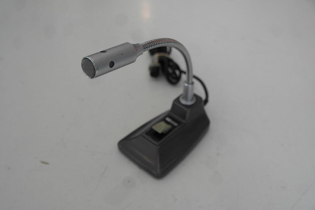 Second Hand Icom IC-SM5 Base Microphone - Radioworld UK