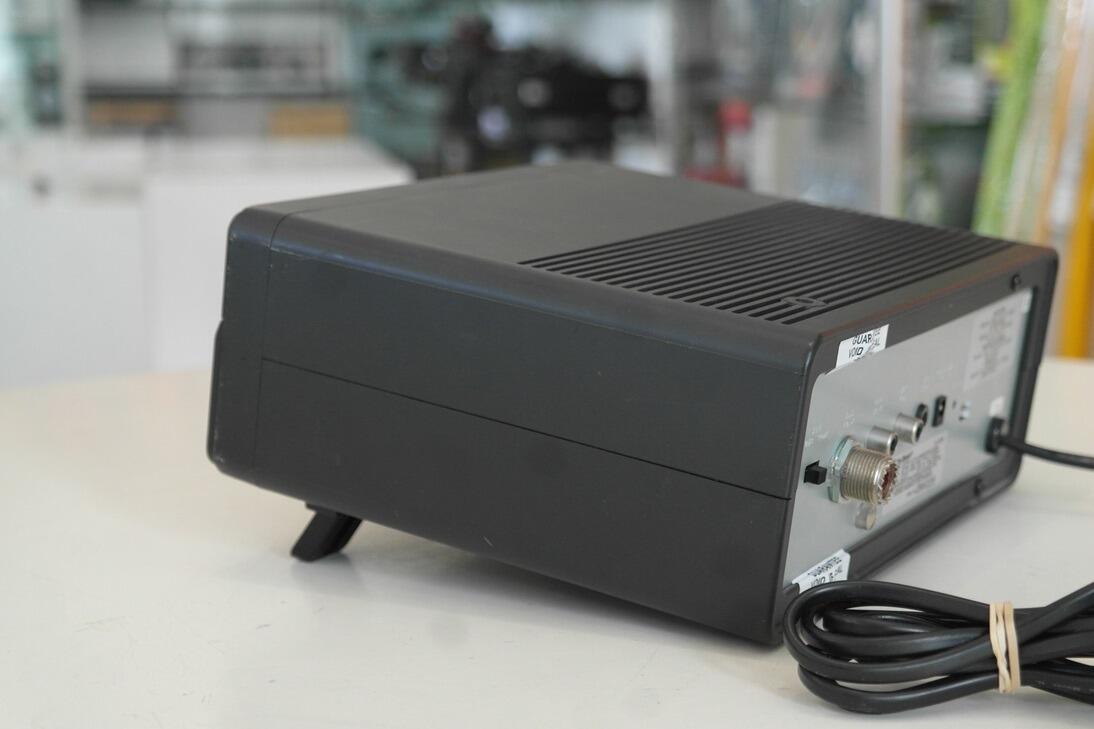 Second Hand Realistic DX-394B HF Receiver - Radioworld UK 01922 414796