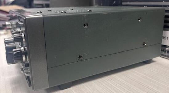 Second Hand Icom IC-735 HF All Mode Transceiver at Radioworld UK