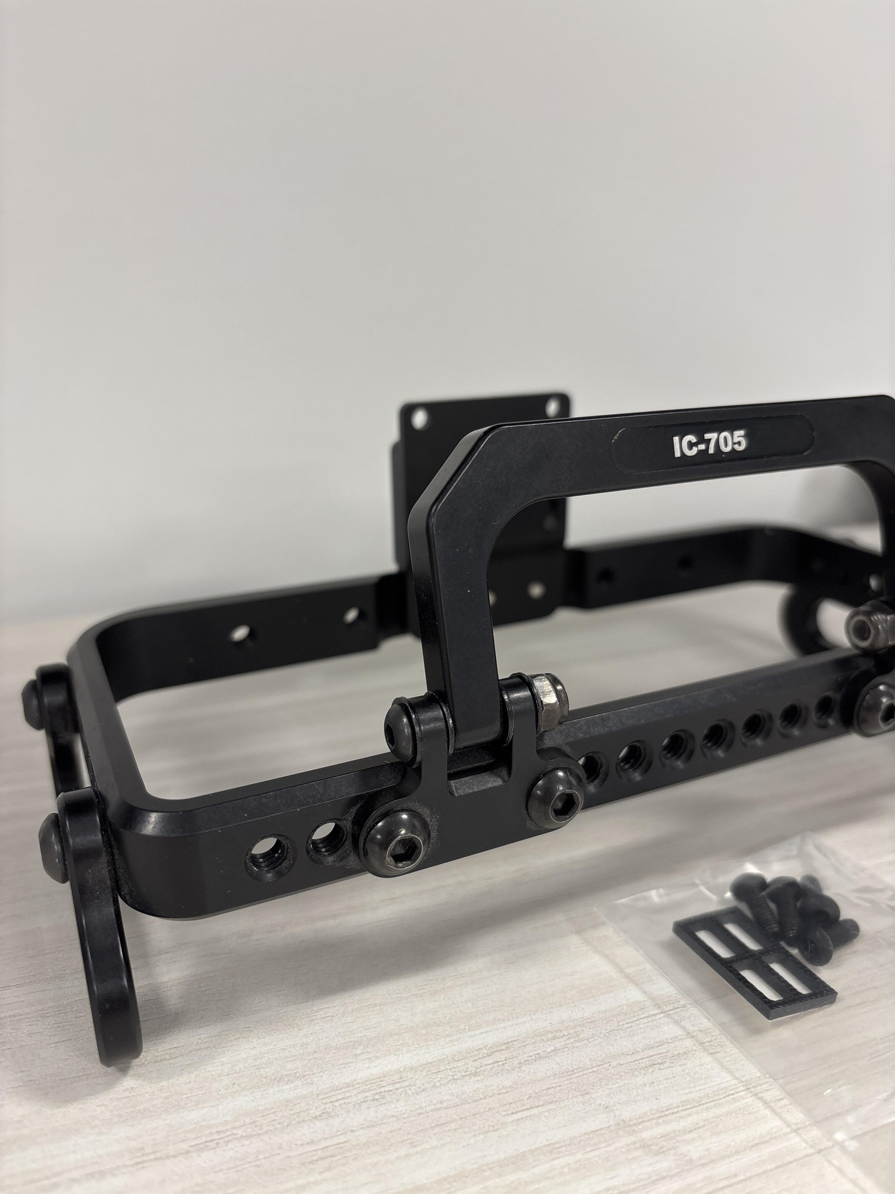 Second Hand Icom IC-705 Carrying Cage with Handle | Radioworld UK