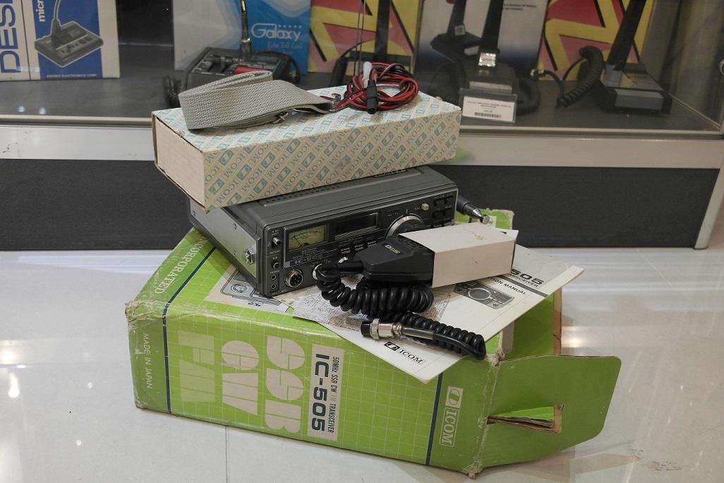 Second Hand Icom IC-505 Multi-Mode 50 to 54 MHz Transceiver