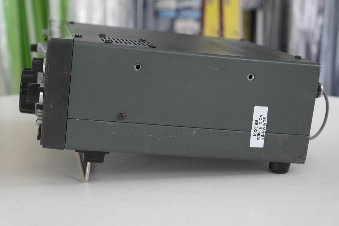 Second Hand Icom IC-735 HF Transceiver With FM Fitted - RWUK