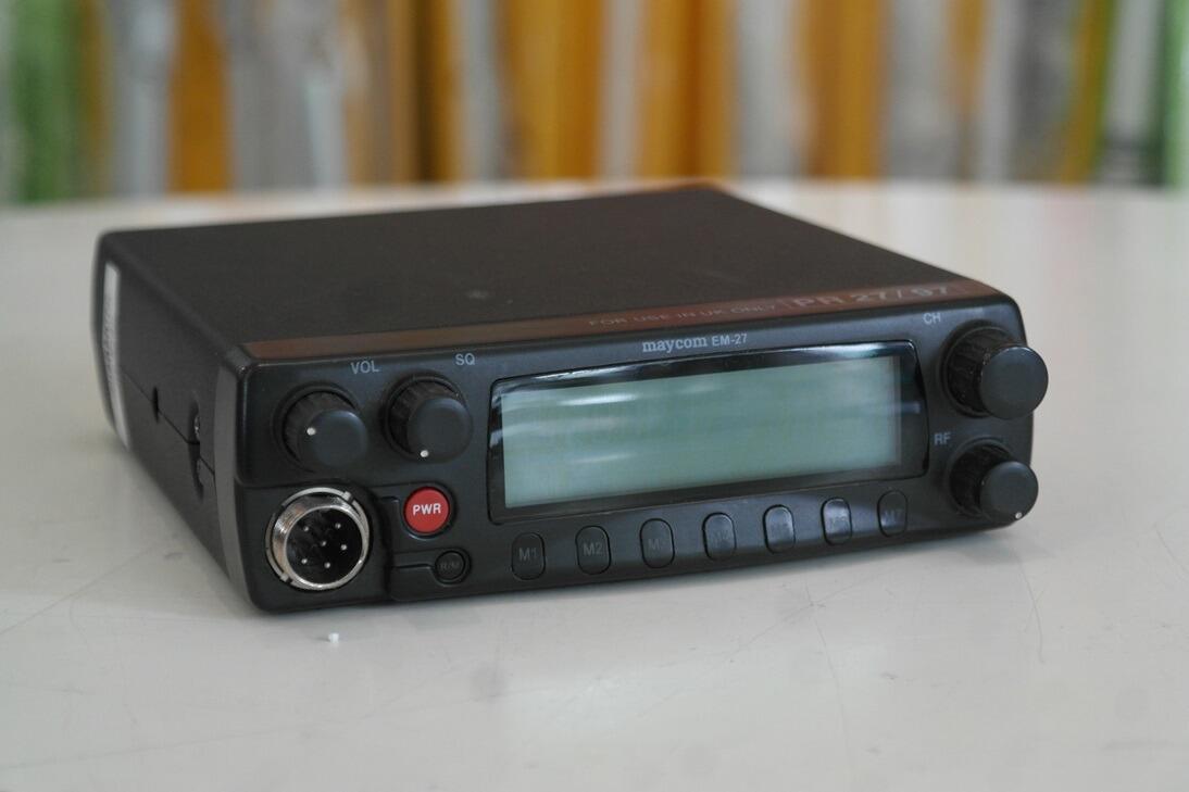 Second Hand Maycom EM-27 CB Transceiver a compact and reliable ...