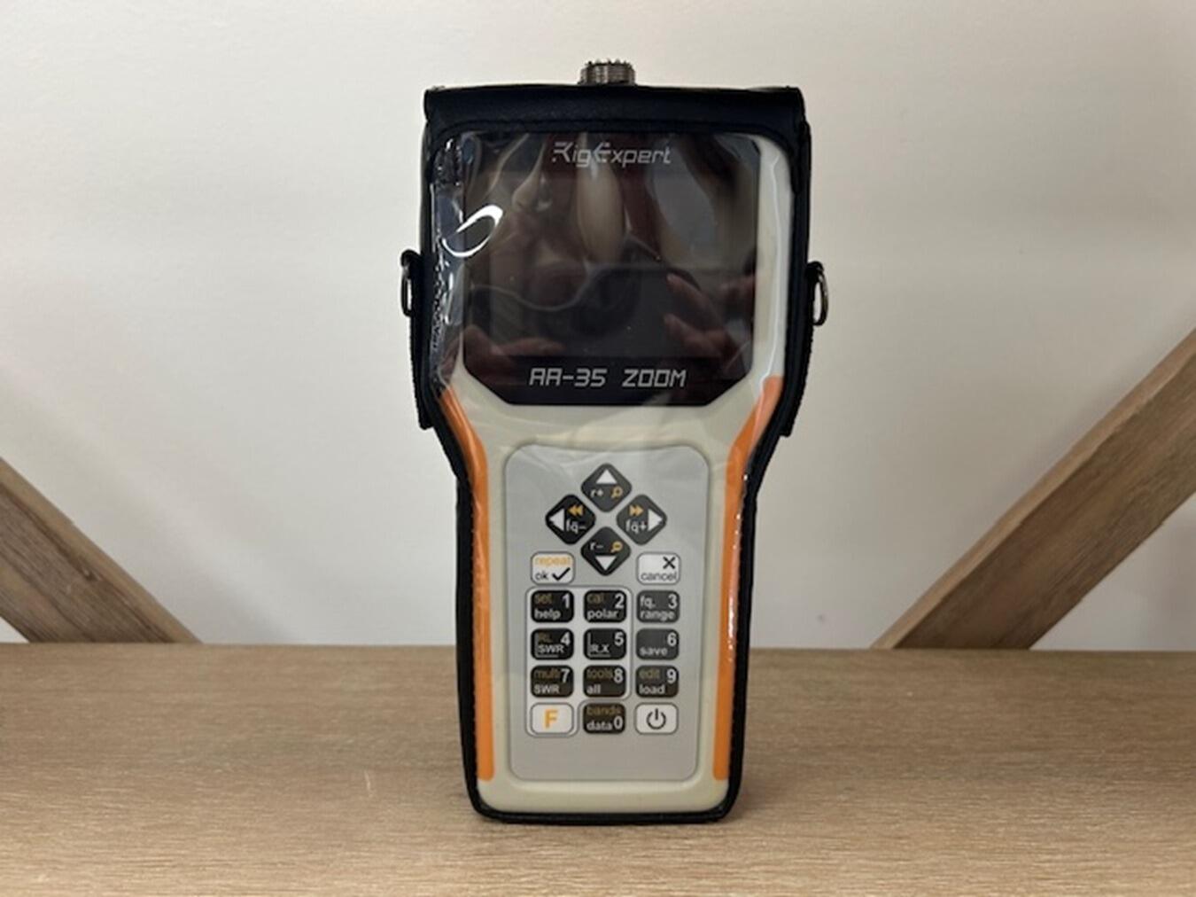 Second Hand RigExpert AA-35 ZOOM HF Antenna Analyzer | 60 kHz to 35 MHz