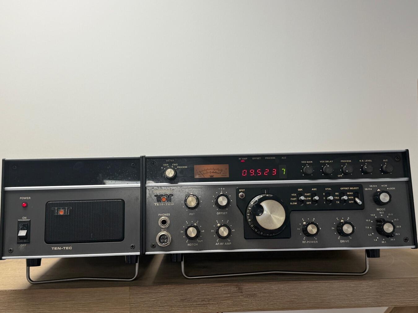 RESCUE RIGS Second Hand Ten-Tec Corsair HF All-Mode Transceiver – 100W