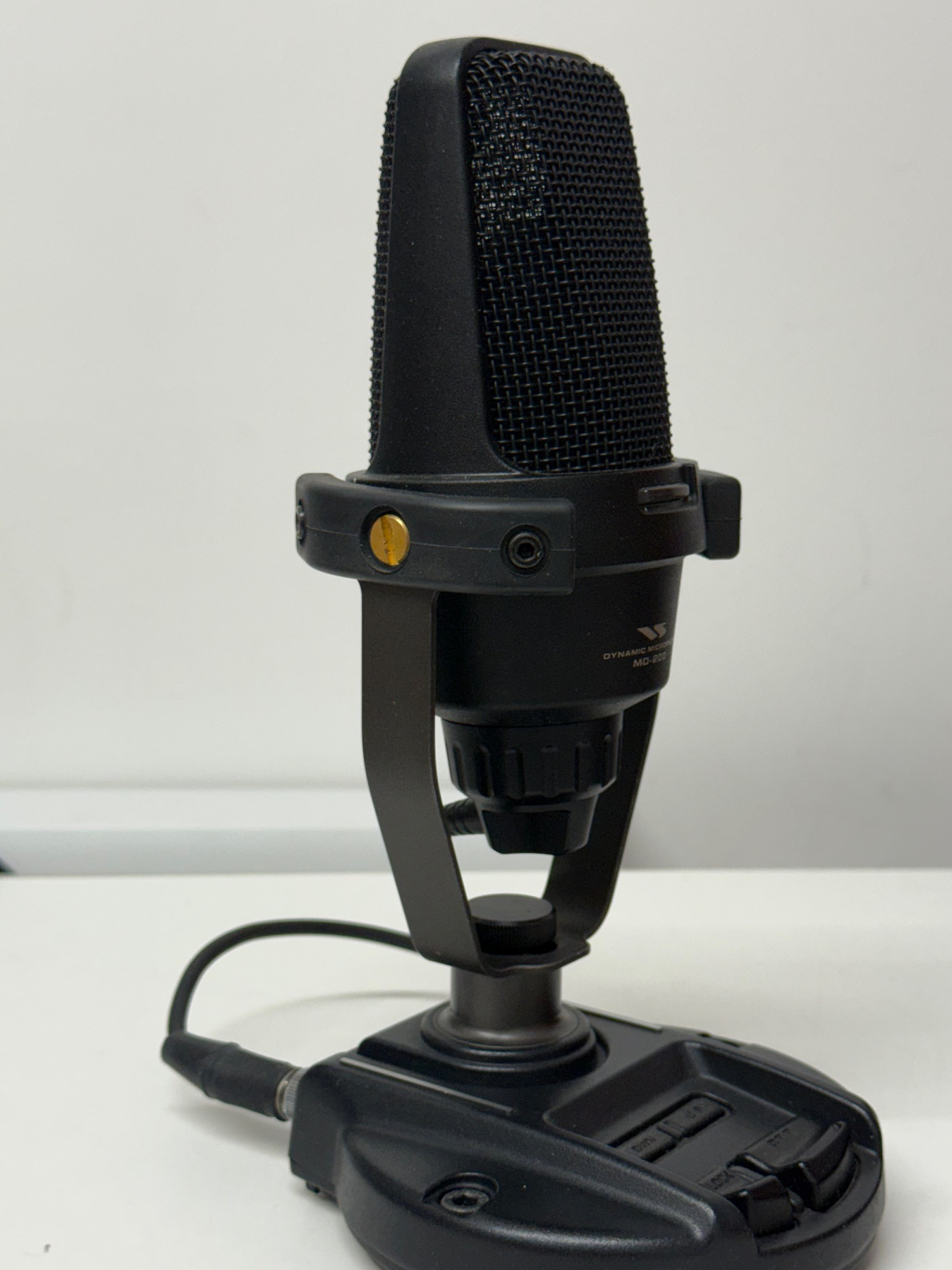 Second Hand Yaesu MD‑200 Desktop Microphone | Radioworld UK