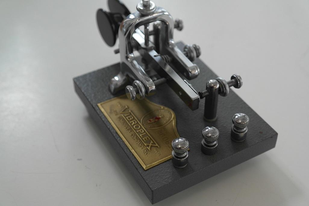 Second Hand Vibroplex Vibrokeyer Standard with Grey Base - Radioworld ...