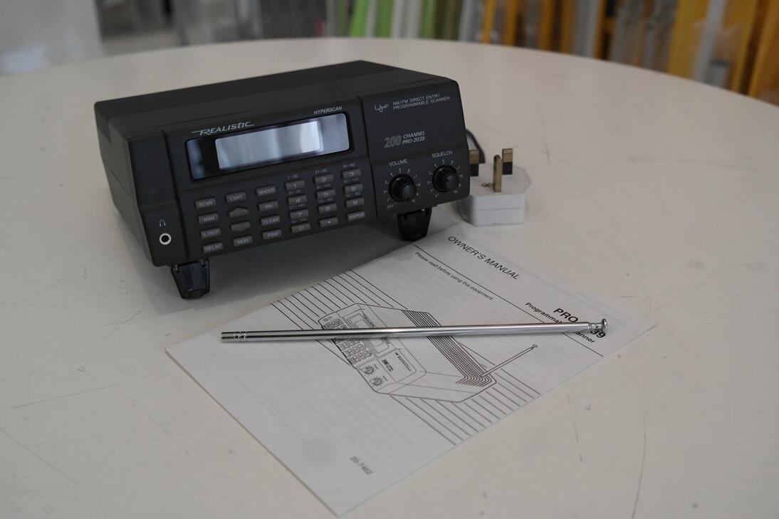 Second Hand Realistic Pro-2039 VHF/UHF receiver scanner - Radioworld UK
