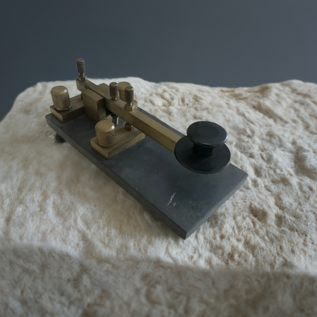 Used Morse Key - Tutors - Radioworld UK