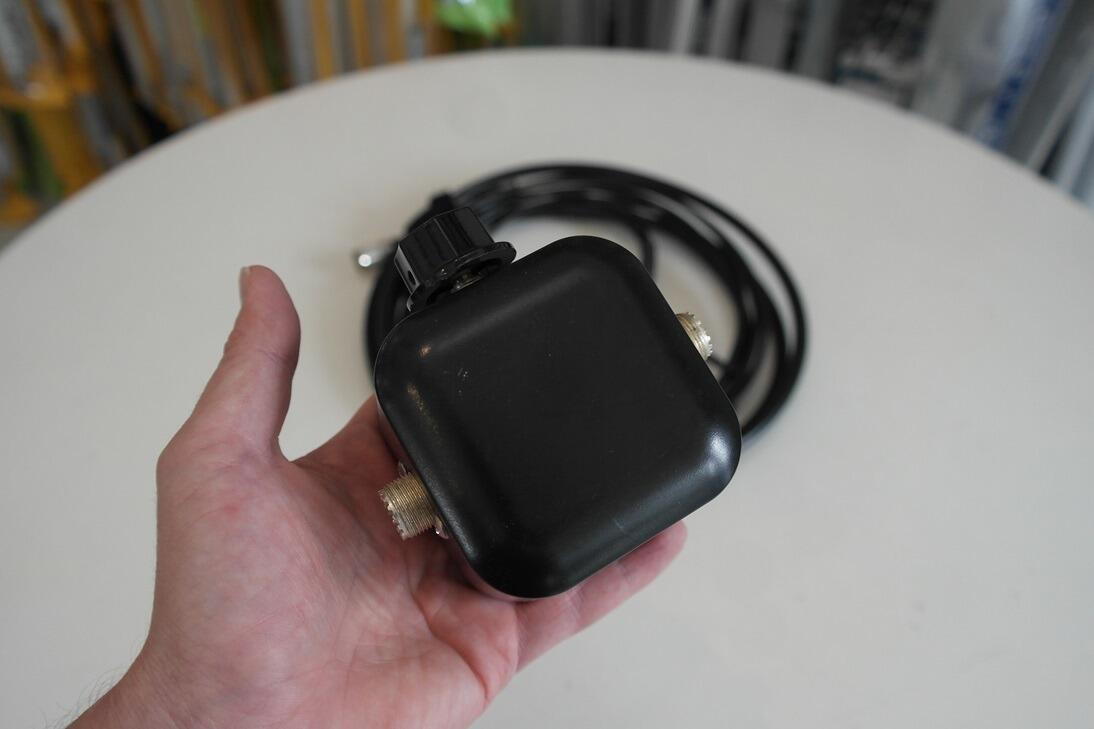 Second Hand Icom AL705 Portable Magnetic Loop Antenna - Radioworld UK