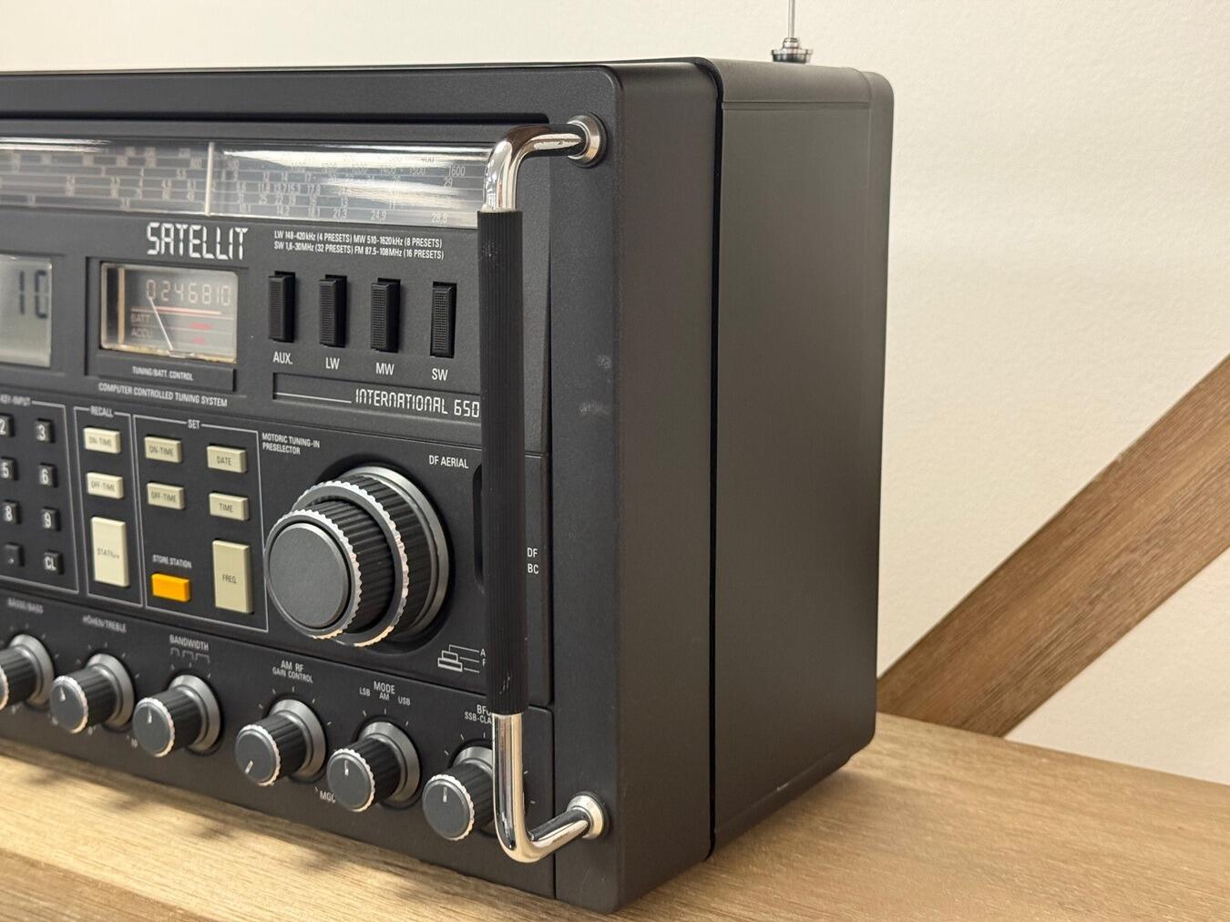 Second Hand Grundig Satellit 650 International – Professional World ...