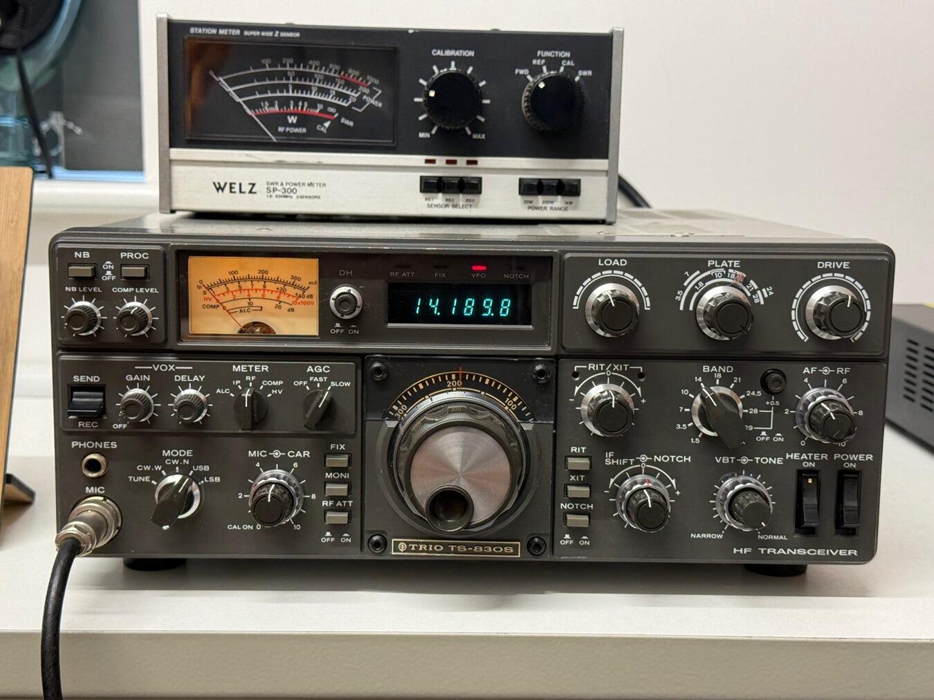 Second Hand Trio TS-830S Vintage HF Transceiver – Radioworld UK