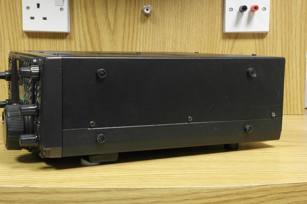 Second Hand Icom IC-746PRO HF/6m Transceiver - radioworld