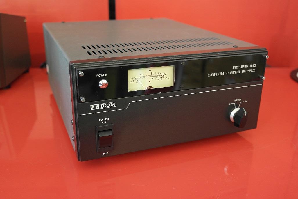 Second Hand Icom IC-PS30 30 Amp Power Supply - RadioworldUK