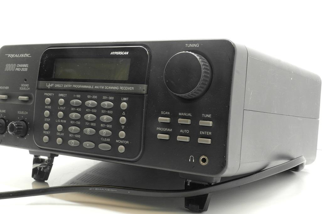 Second Hand realistic Pro-2035 1000 channel scanner - radioworld