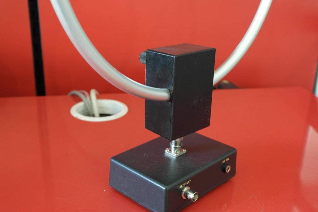 Second Hand AOR LA-390 Desktop Loop Antenna - Radioworld