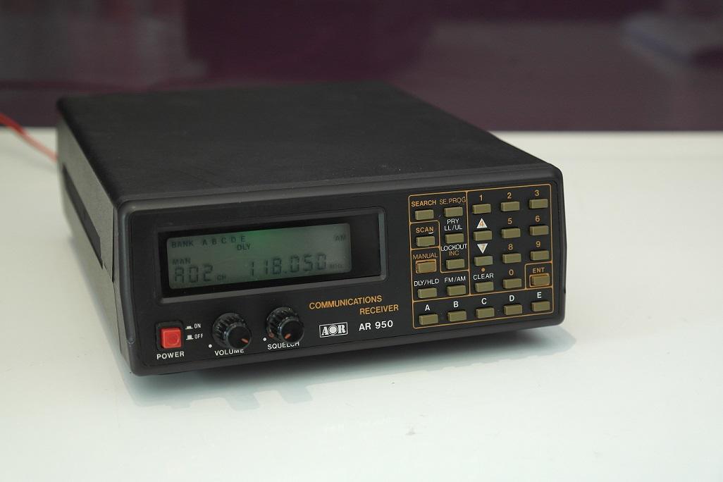 Second Hand AOR AR-950 VHF/UHF AM/FM Receiver