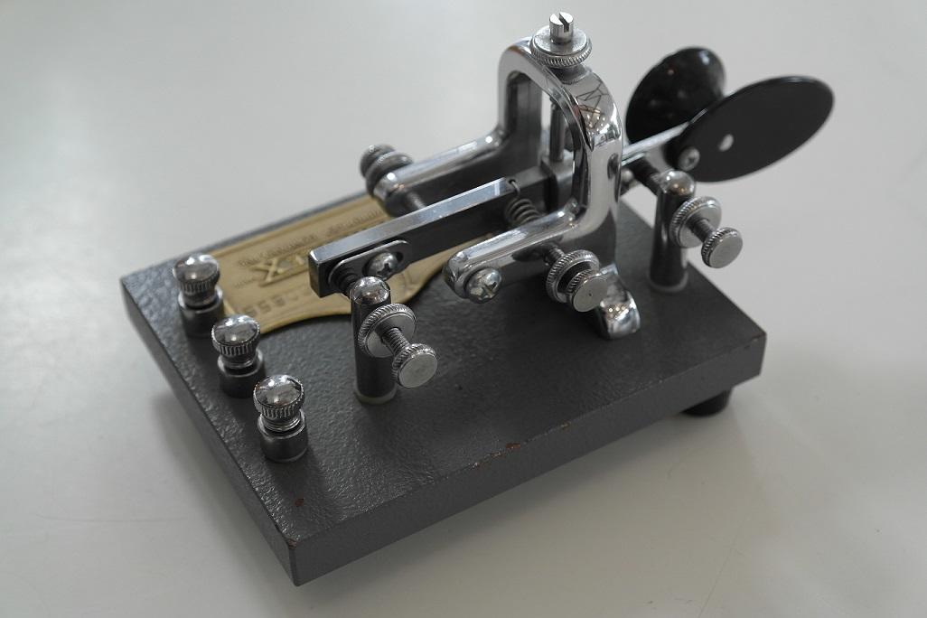 Second Hand Vibroplex Vibrokeyer Standard with Grey Base - Radioworld ...