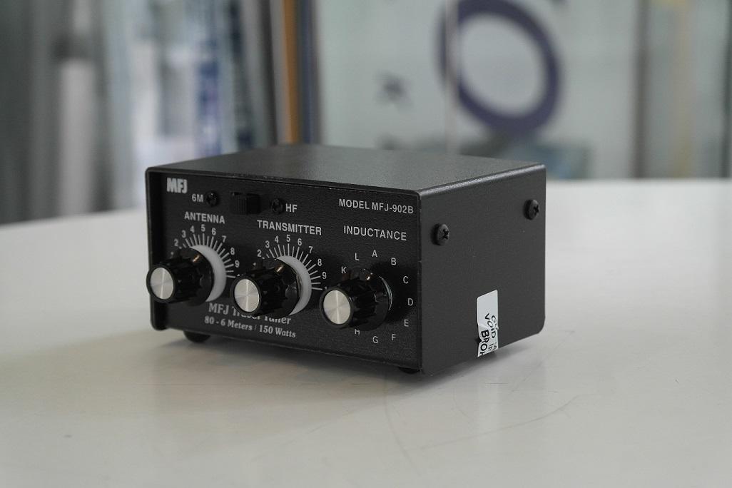 Second Hand MFJ-902B Tiny Travel Tuner - Radioworld UK