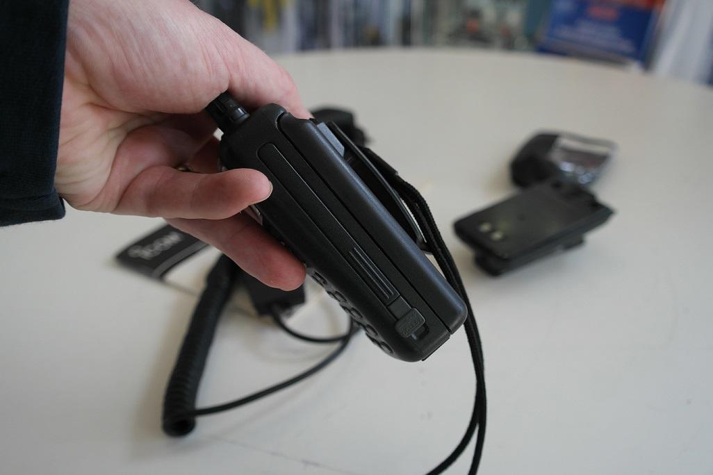 Second Hand Icom IC-T8E Tri Band Handheld Transceiver - RWUK